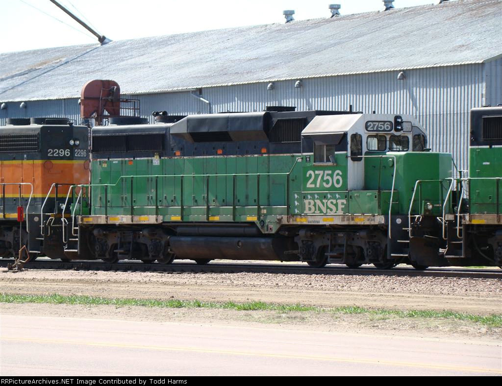 BNSF 2756